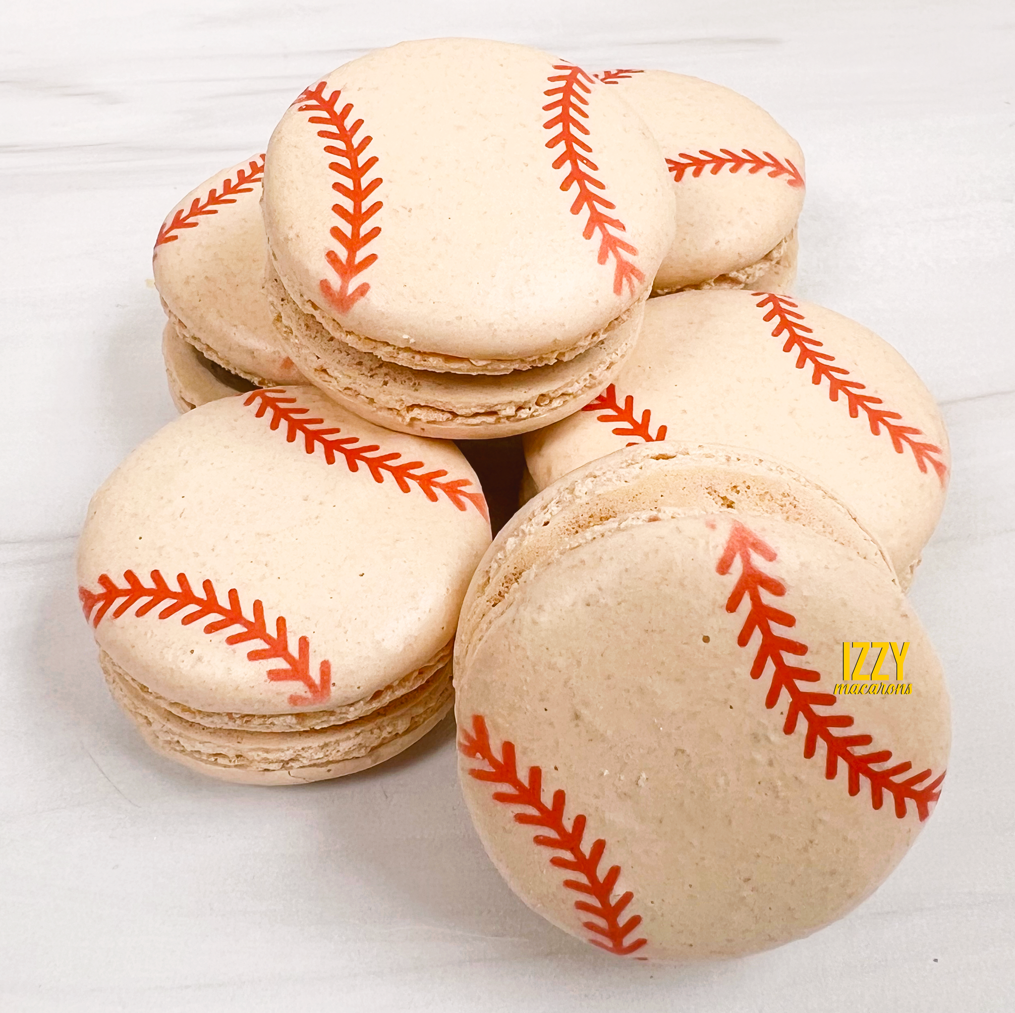 Baseball Macarons – Izzy Macarons