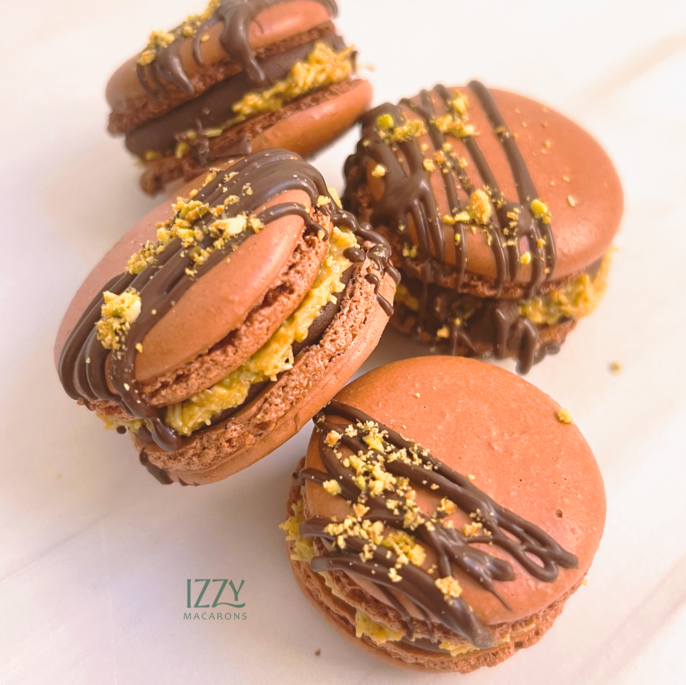 Dubai Chocolate Macarons – Izzy Macarons