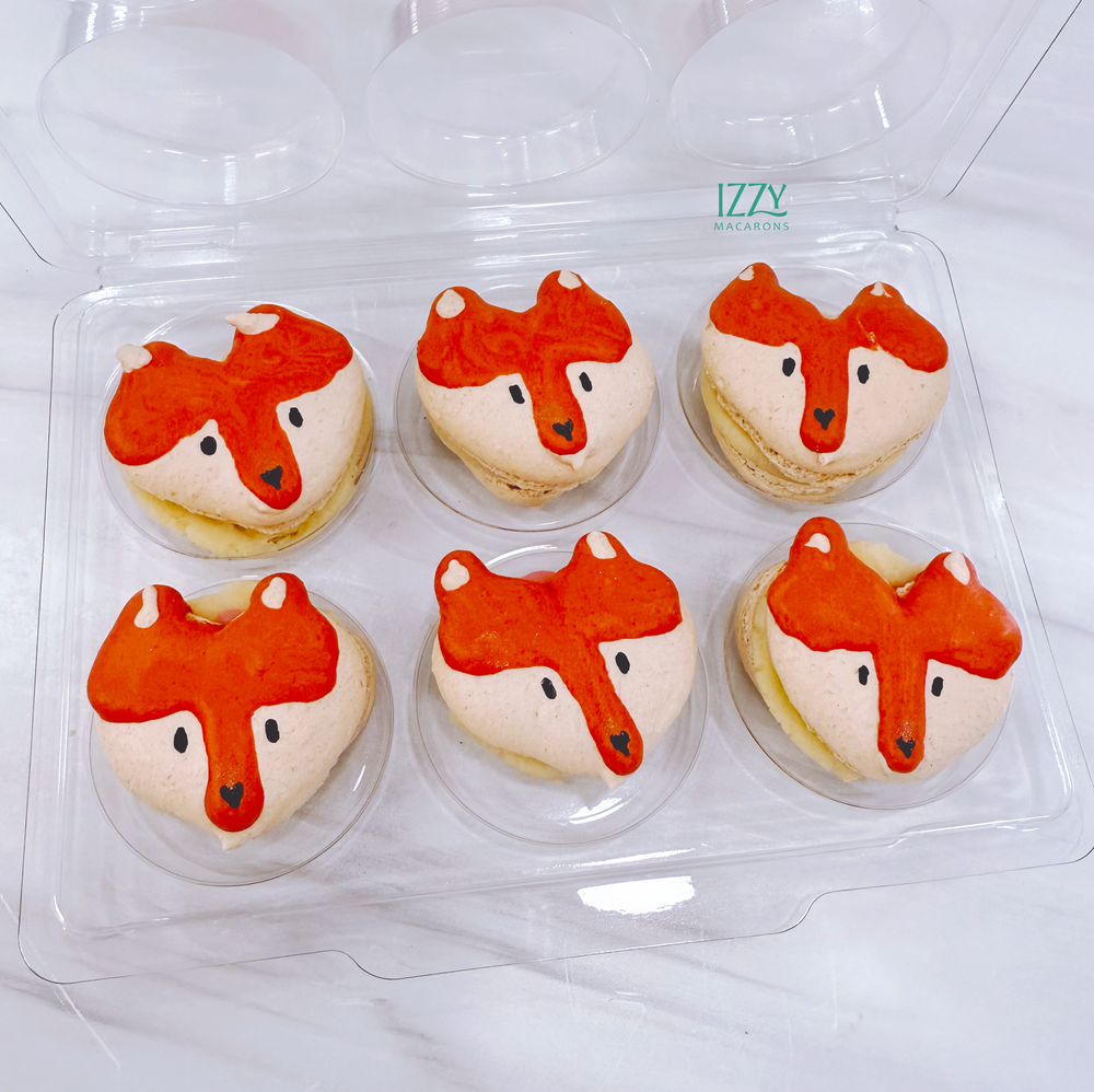Fox Macarons – Izzy Macarons