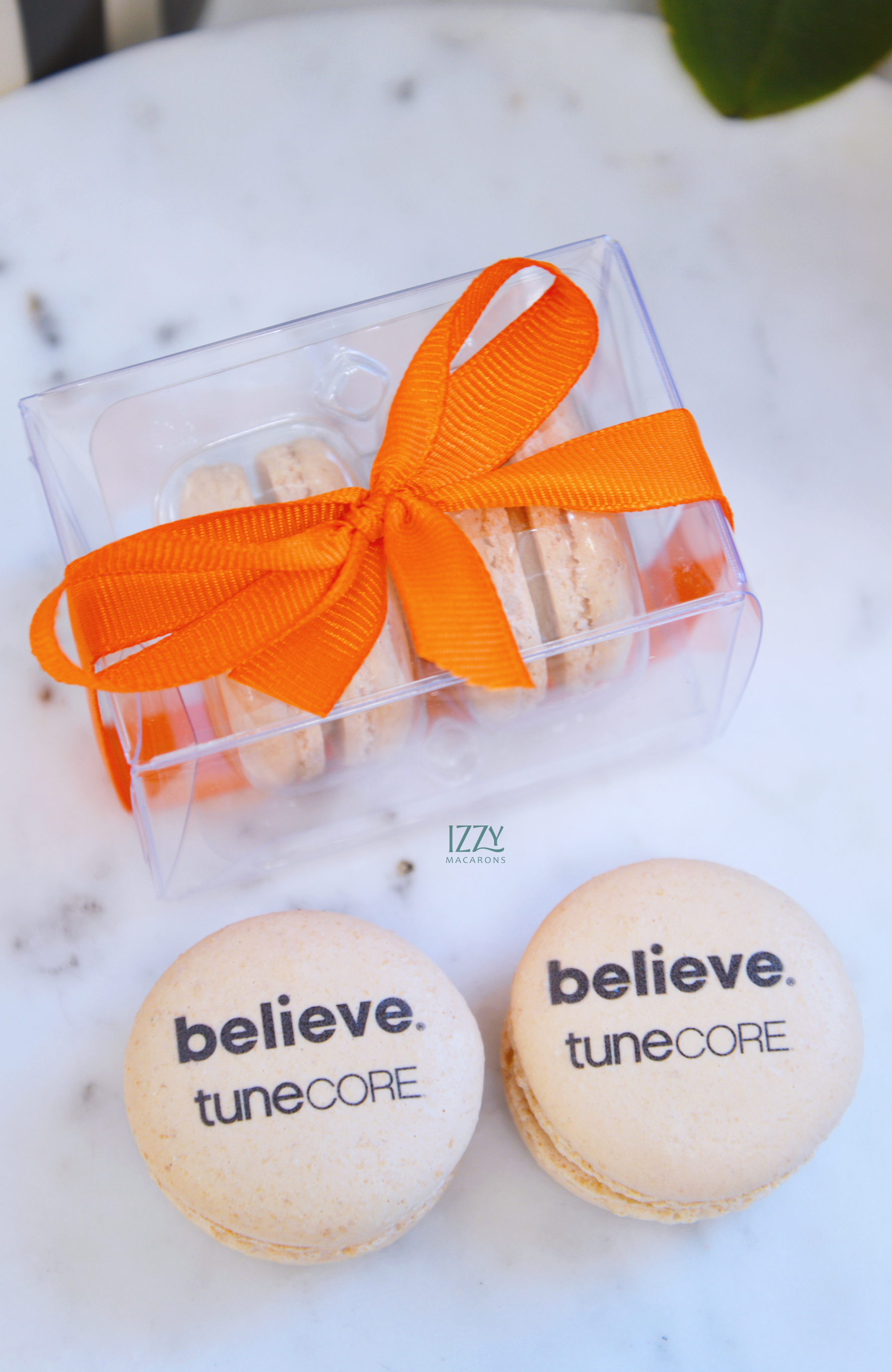 275 favor boxes - 550 Macarons - Logo Believe/TuneCore -Nov 10th – Izzy ...